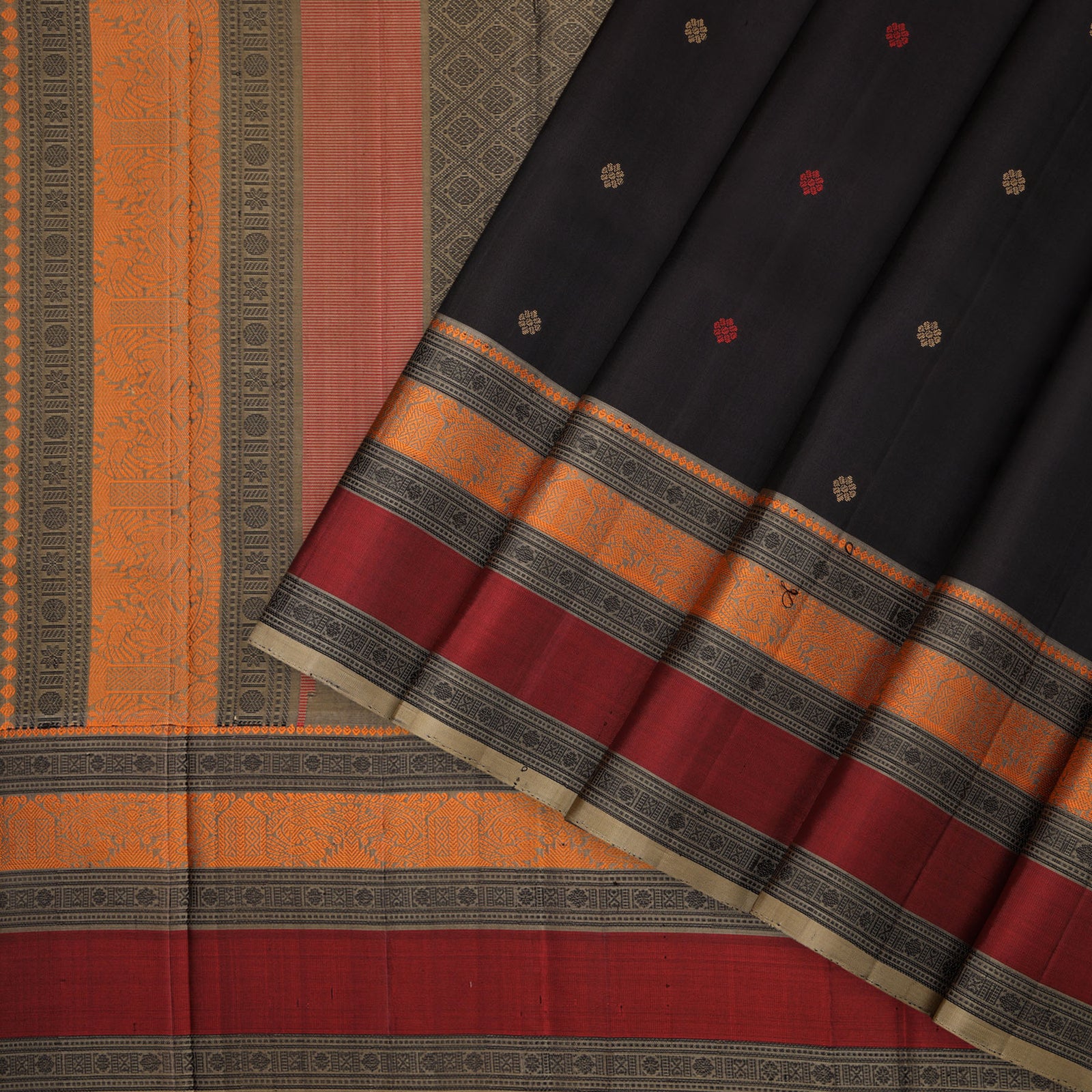 Chithra Looms – chithraloomsbyCK