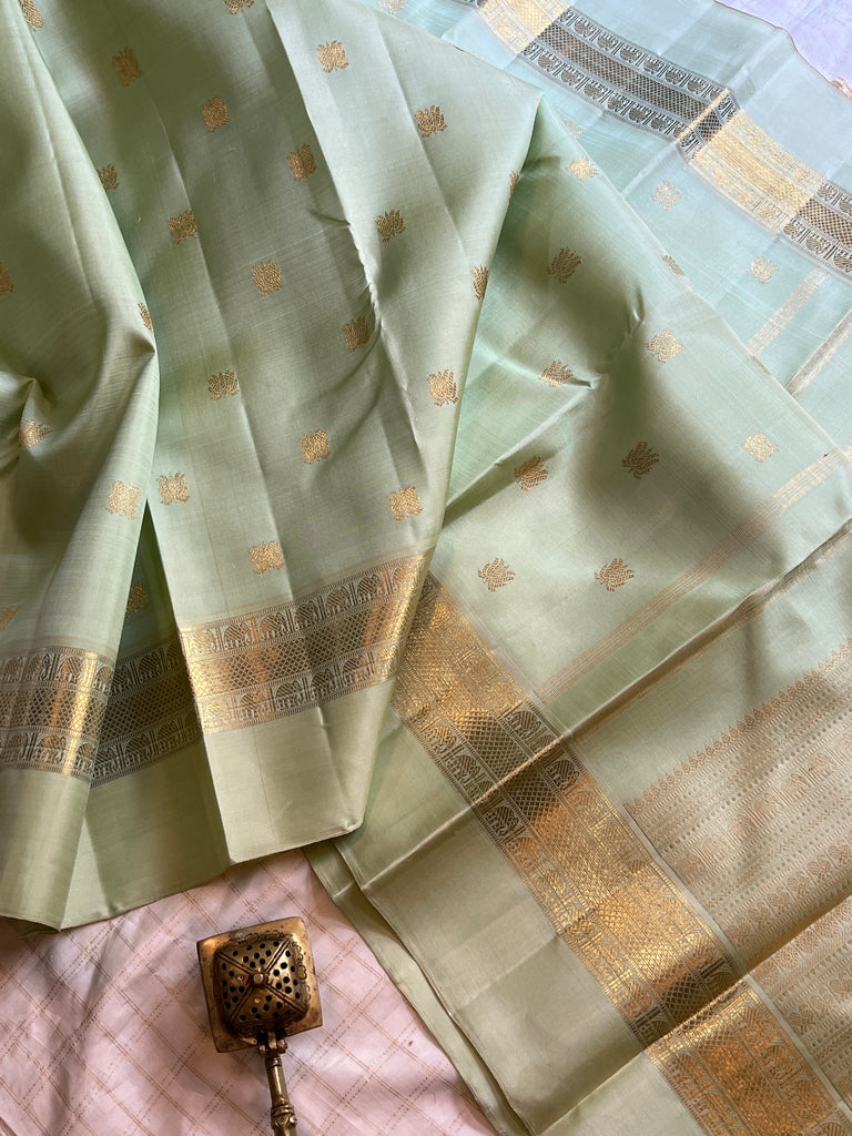 Chithra Looms – chithraloomsbyCK